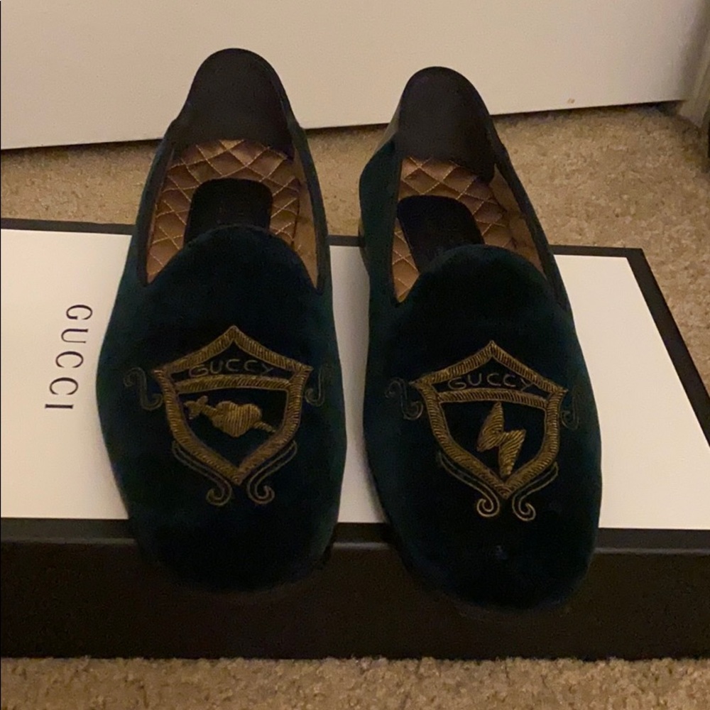 Gucci Dark Green Velvet Men’s Shoes - Gem